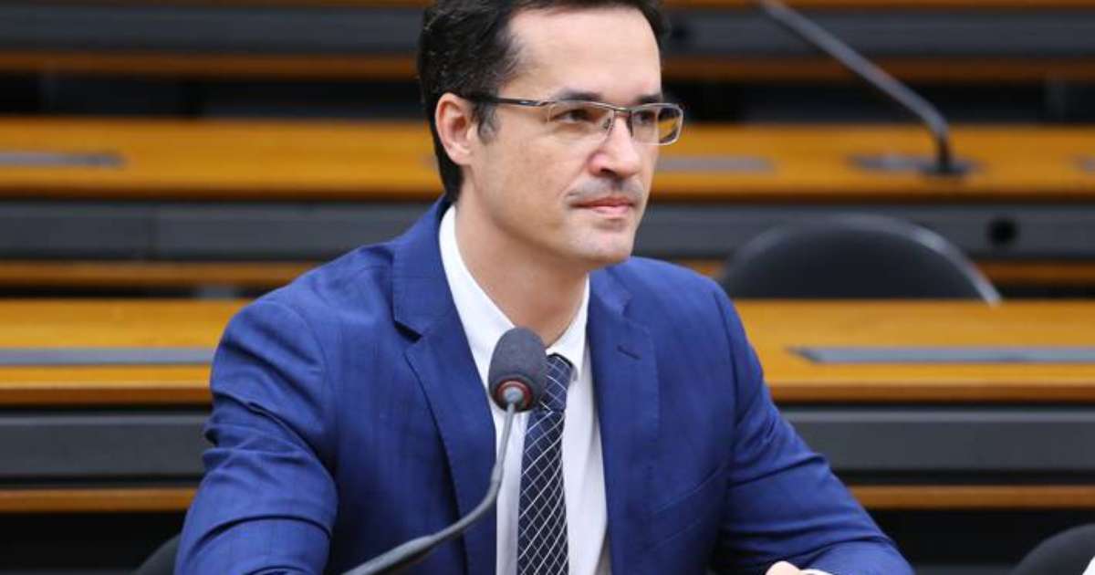 Mesa da Câmara confirma cassação de Deltan Dallagnol e procurador vira