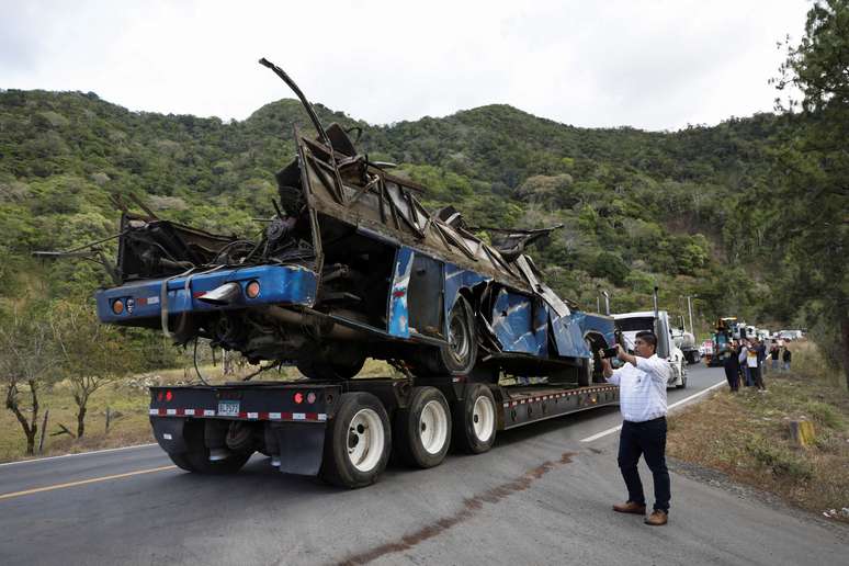 Acidente de ônibus imigrantes deixa 39 mortos no Panamá há