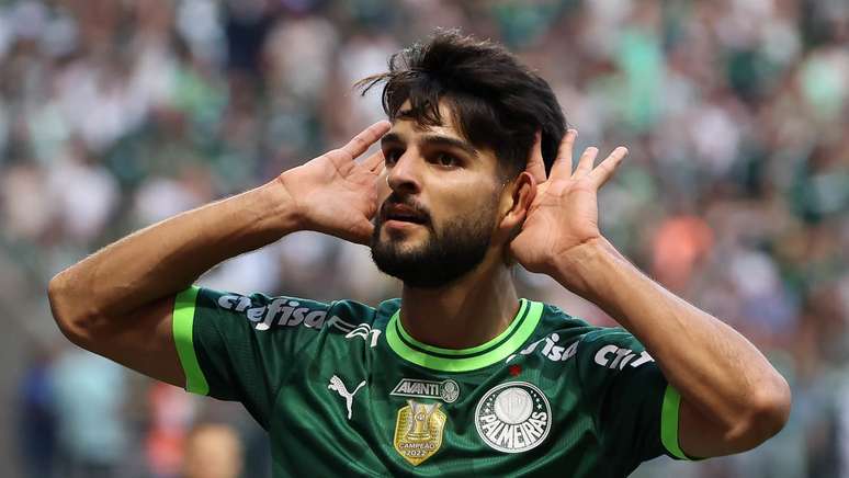 Flaco López do Palmeiras é o jogador que menos precisa de minutos