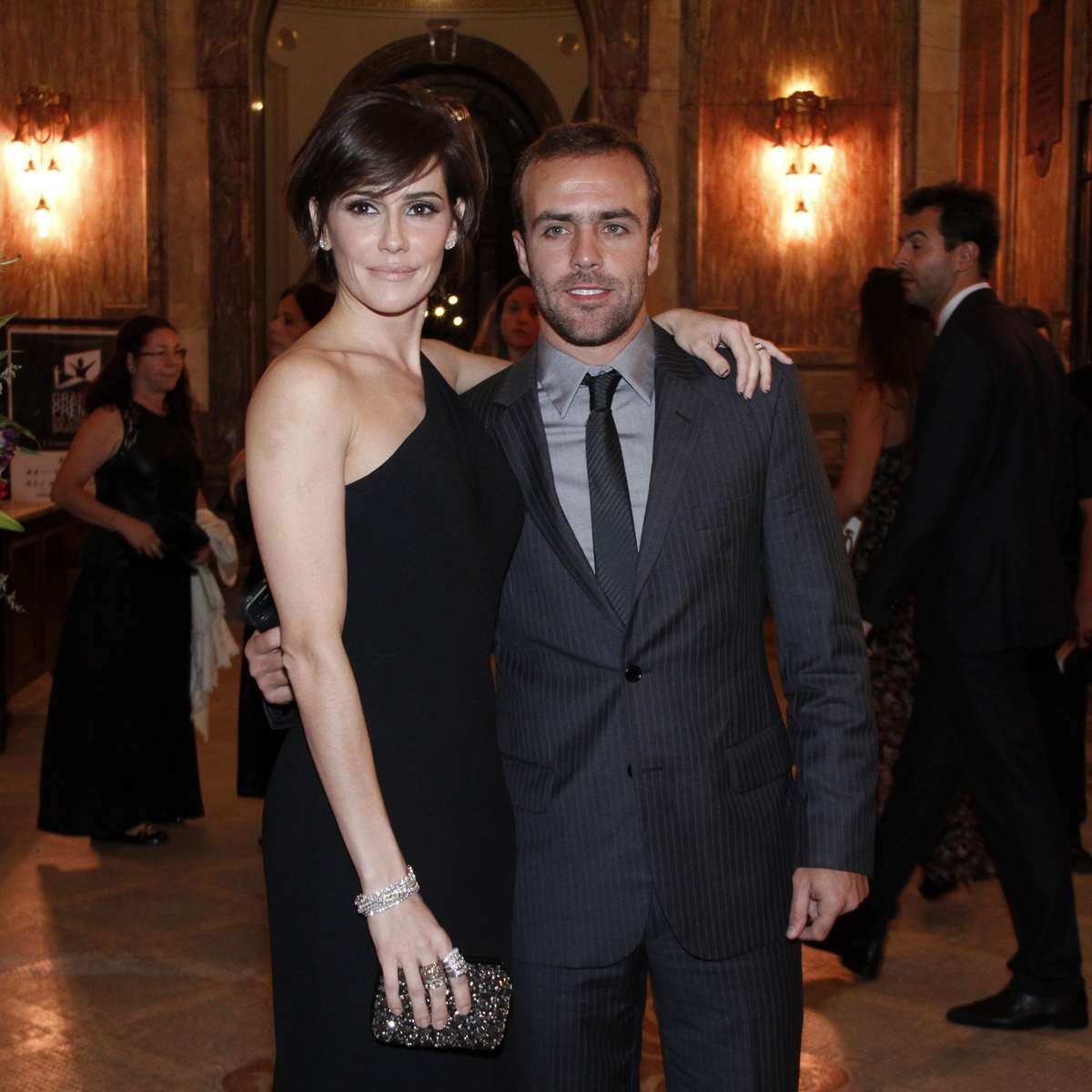 deborah secco e roger