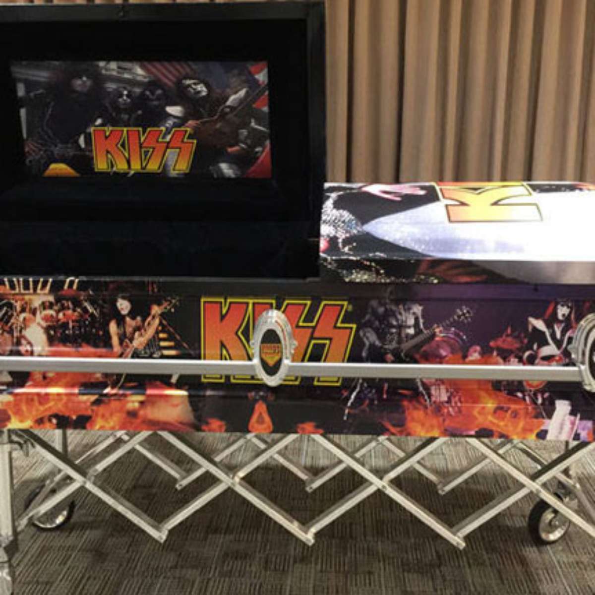 dimebag darrell casket