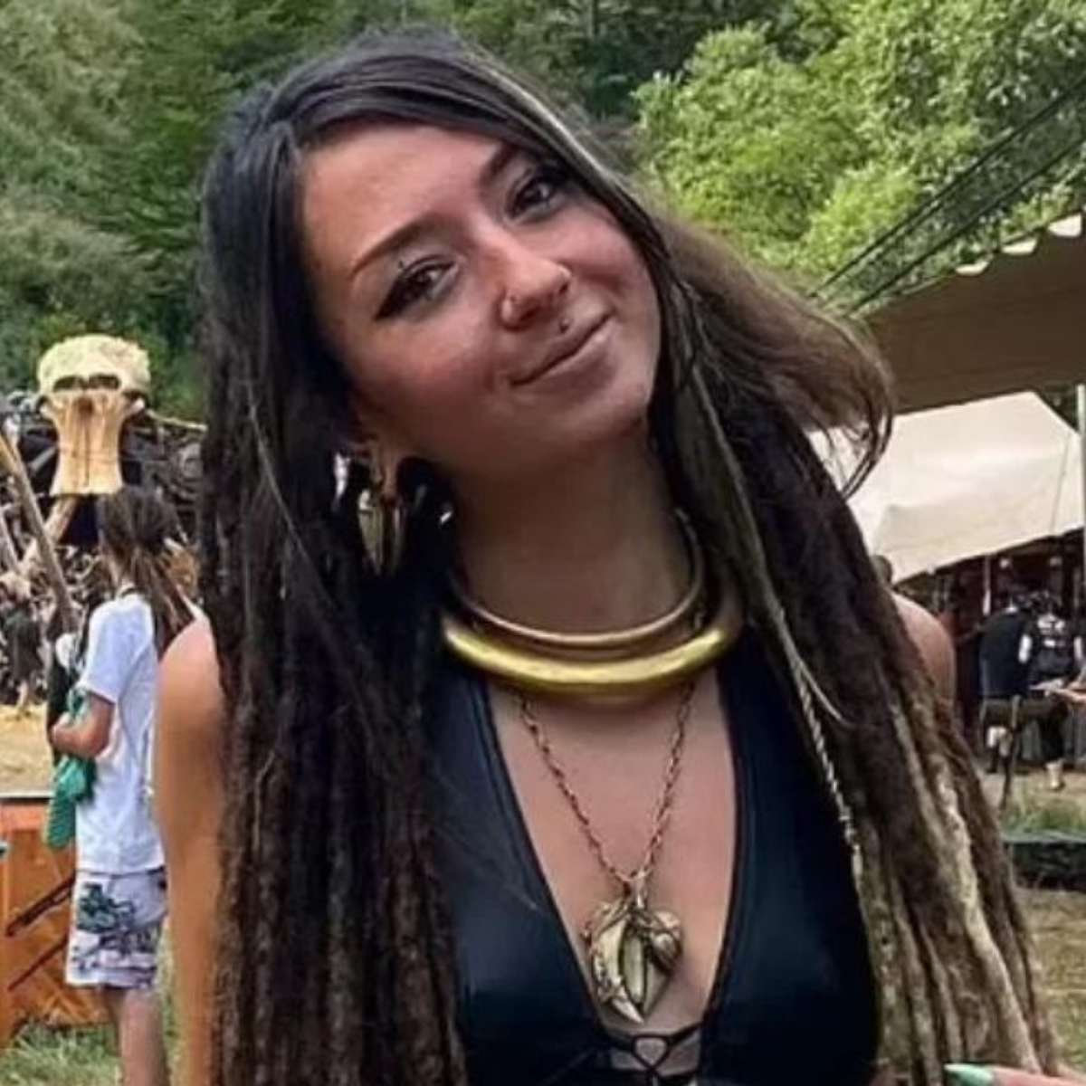 Shani Louk 30 - serwer2311392.home.pl