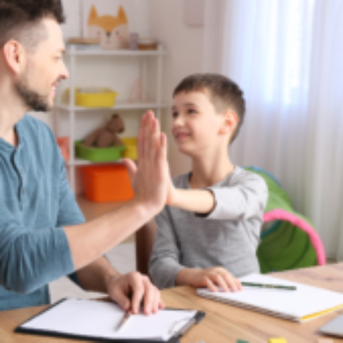Sinais De Autismo Leve Em Jovens - Infoupdate.org