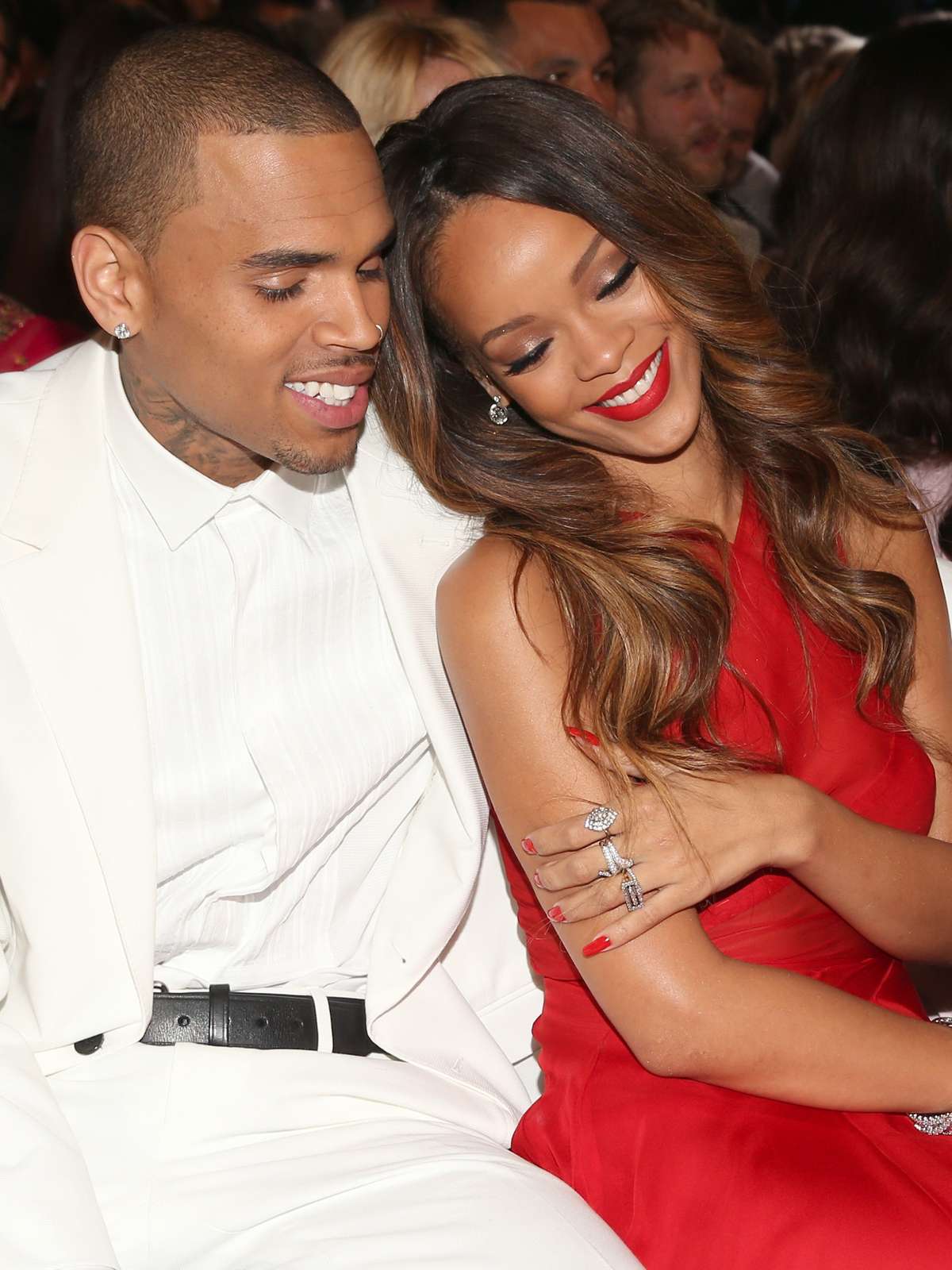 Rihanna E Chris Brown Ganhos