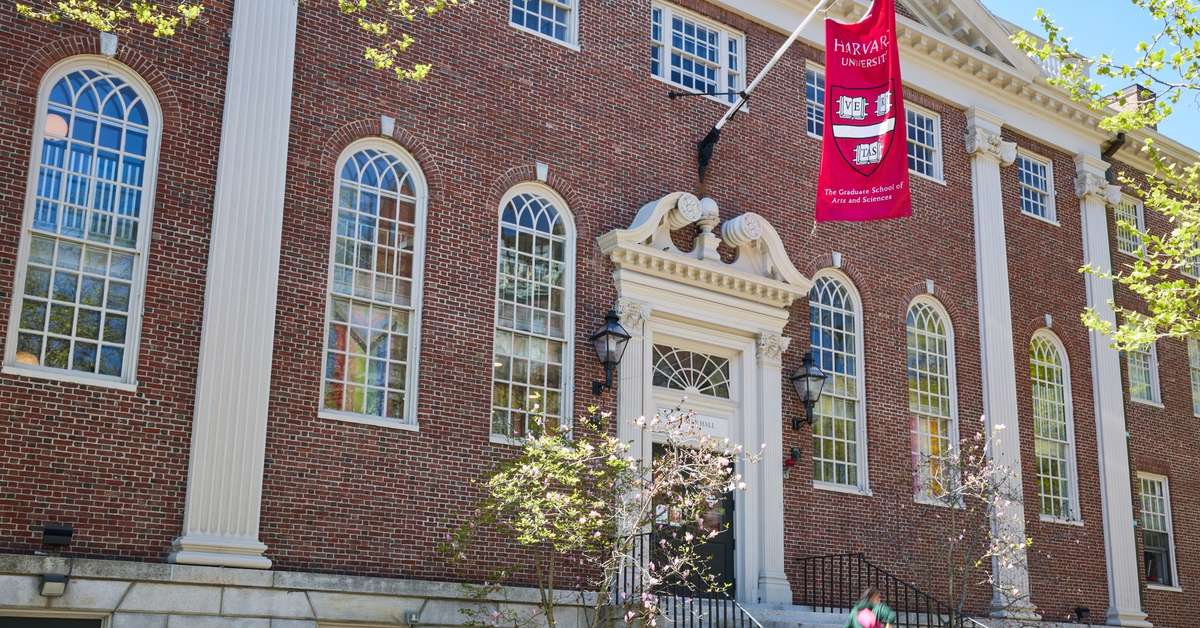 Estudar no exterior: 5 bolsas de estudos para quem deseja estudar nos EUA