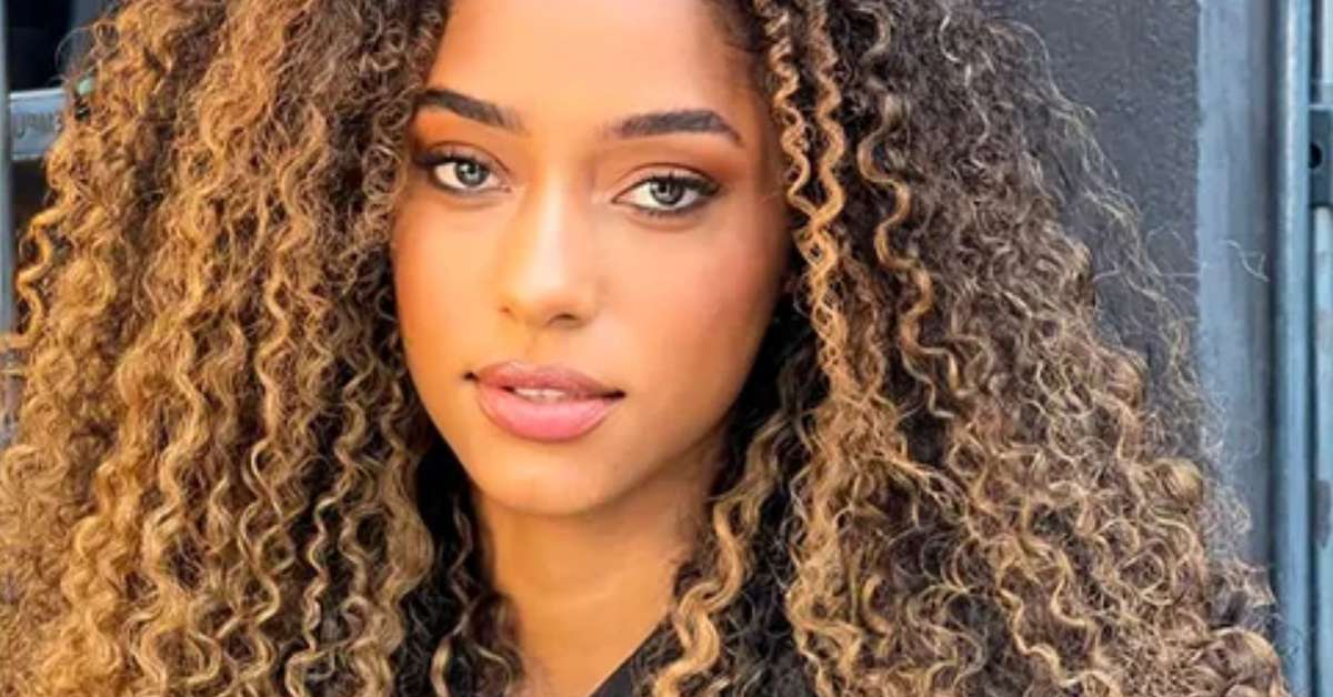 Quem era Ísis Freitas, atriz que morreu aos 22 anos