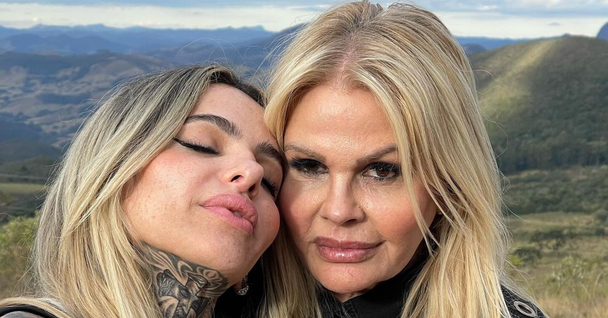 Monique Evans revela detalhes do casamento com a DJ Cacá Werneck