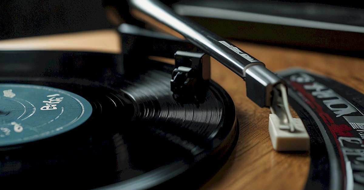 Como funciona um disco de vinil?