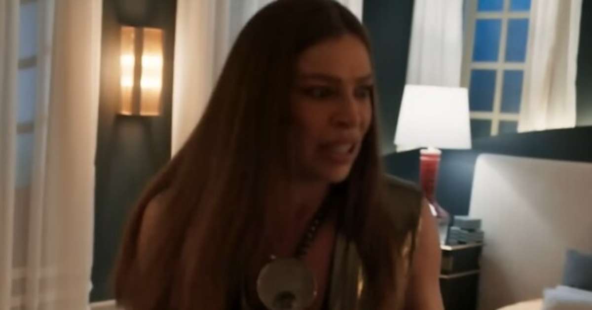 Grazi Massafera chama a atenção em cena de fúria em "Três Graças"