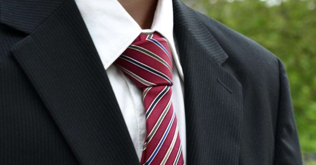 Símbolo de elegância e poder: a história das gravatas