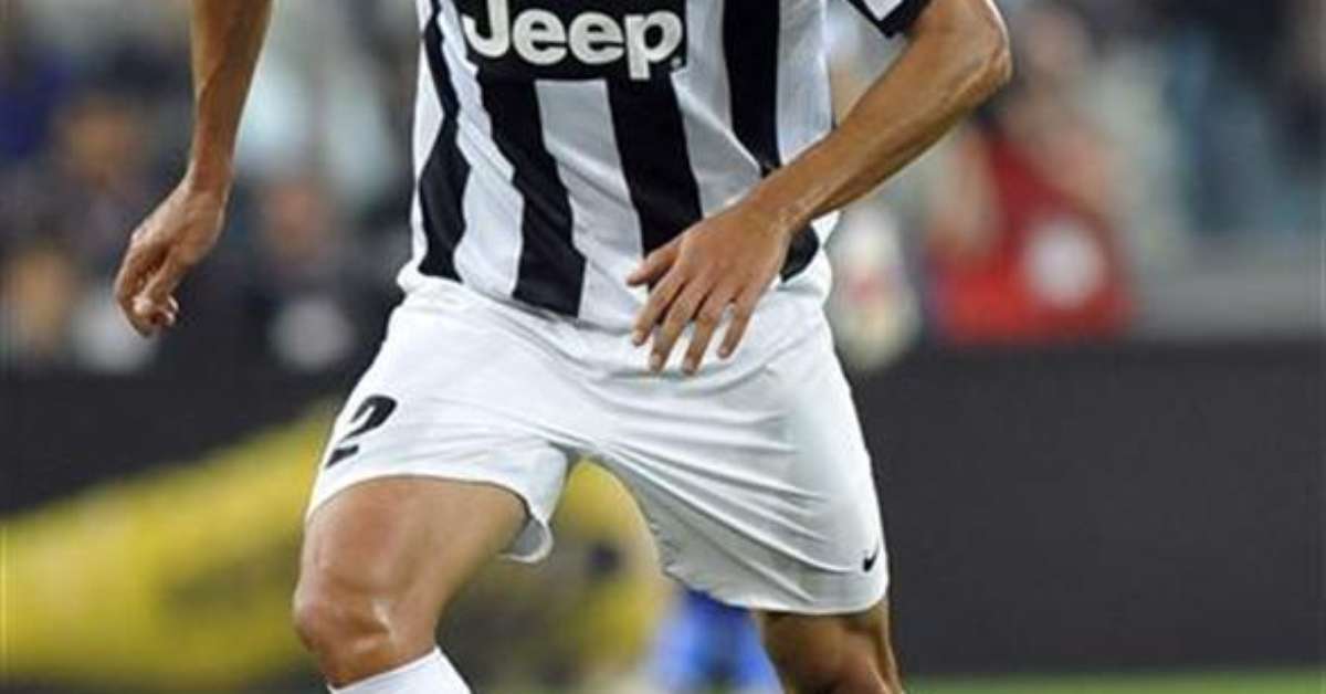 Zagueiro Lúcio faz acordo com Juventus e encerra contrato