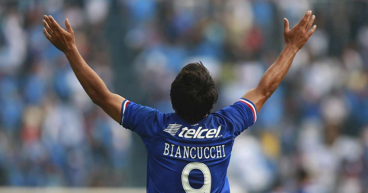 Reforço do Vitória, primo de Messi já foi "anão desrespeitoso"