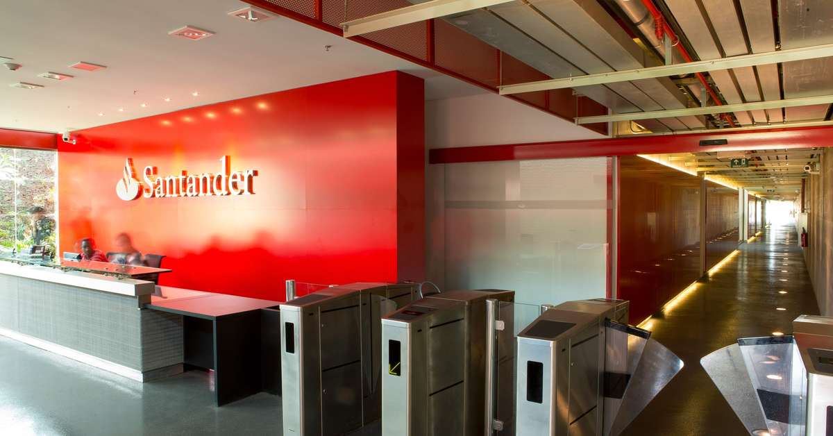 Santander inaugura datacenter com 5 petabytes de capacidade