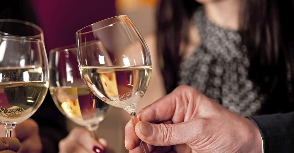 Ingestão de bebidas alcoólicas agride o coração, diz estudo