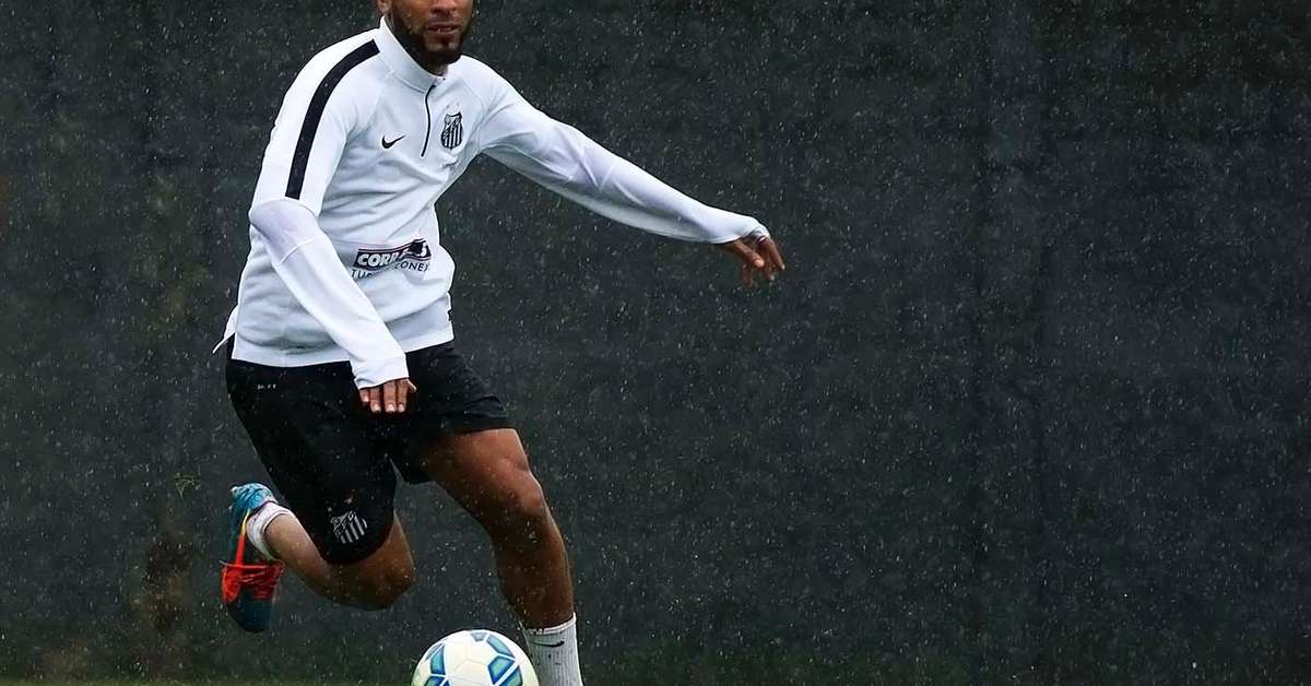 Nilson estreia como titular pelo Santos na vaga de ídolo: 'Chance única'