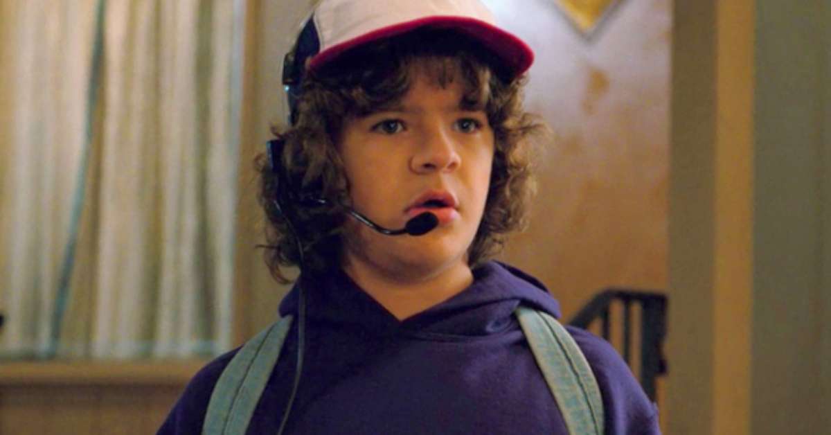 Intérprete de Dustin em Stranger Things revela ser vocalista em uma banda