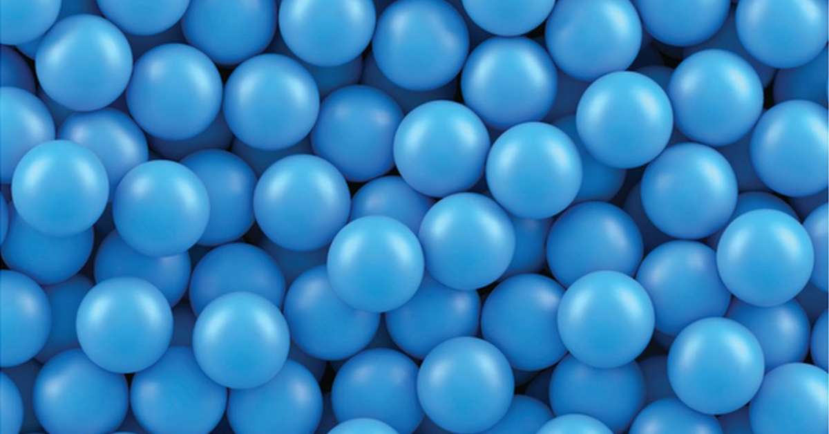 Treine seu cérebro: descubra o número de bolas azuis na caixa