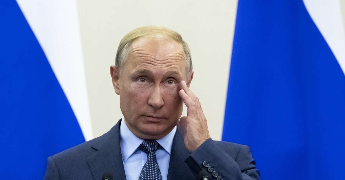 Putin lamenta sanções dos EUA, mas elogia cúpula com Trump