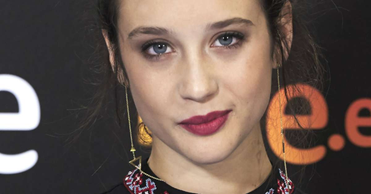 A nova estrela espanhola: Conheça María Pedraza, atriz de Elite e La ...