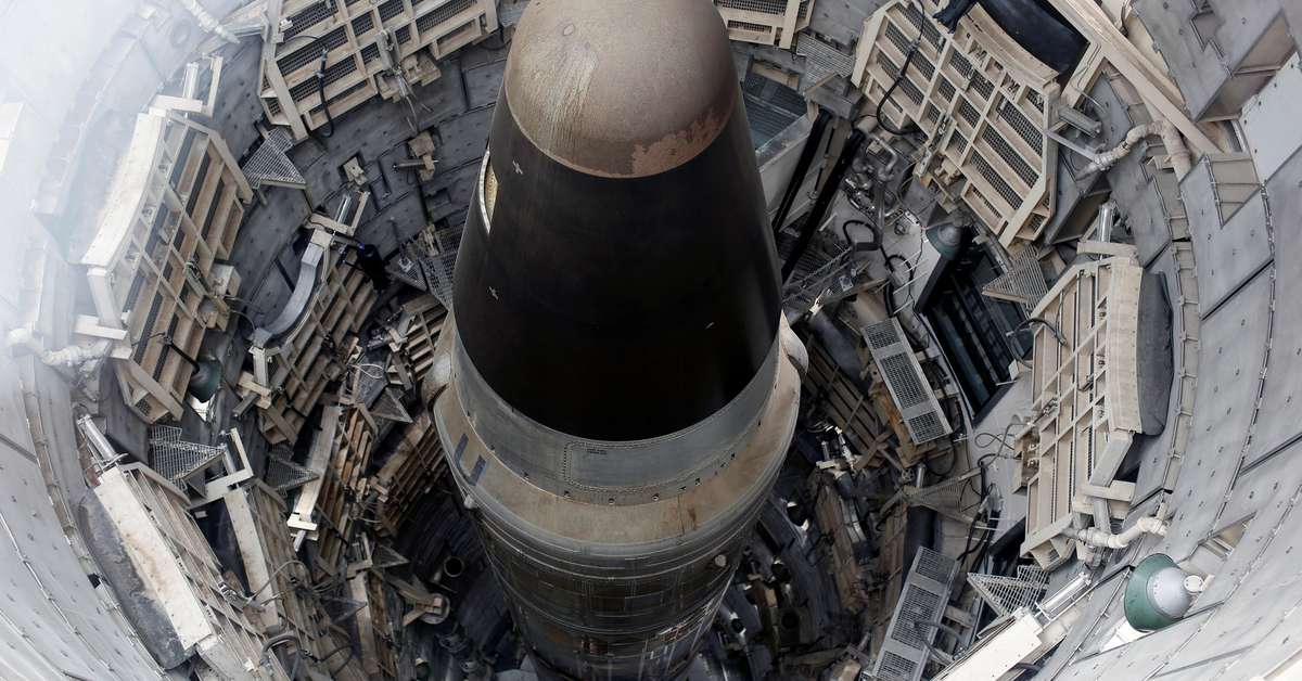 Putin Assina Decreto Que Suspende Participação Russa Em Pacto Nuclear