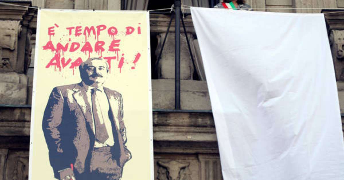 Italianos relembram Giovanni Falcone no 28º aniversário de sua morte