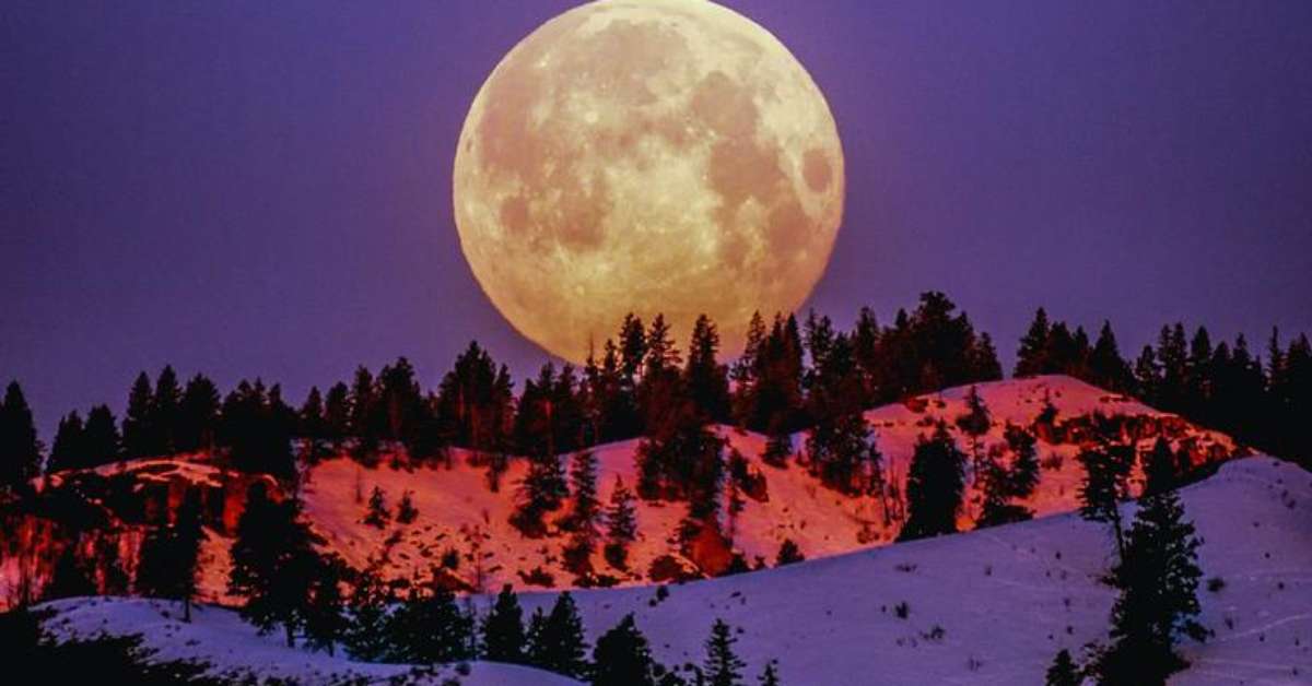 Entenda o que é Lua Colorida e descubra as energias de cada uma!