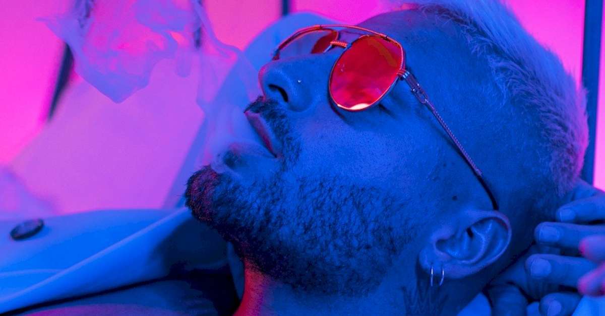 Maluma torna-se o artista latino melhor colocado no TOP 50 do Spotify ...