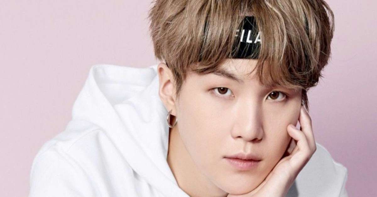 BTS: cantor Suga faz história ao entrar na parada pop da Billboard