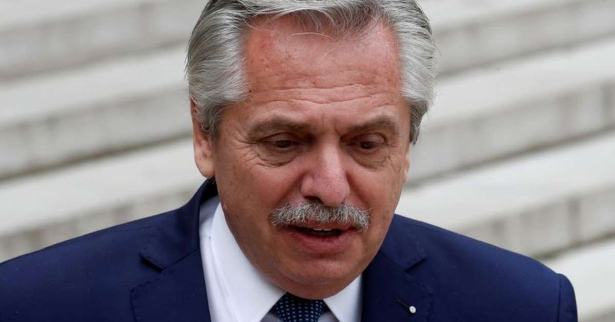 Presidente argentino se reúne com chefe do FMI e busca acordo rápido