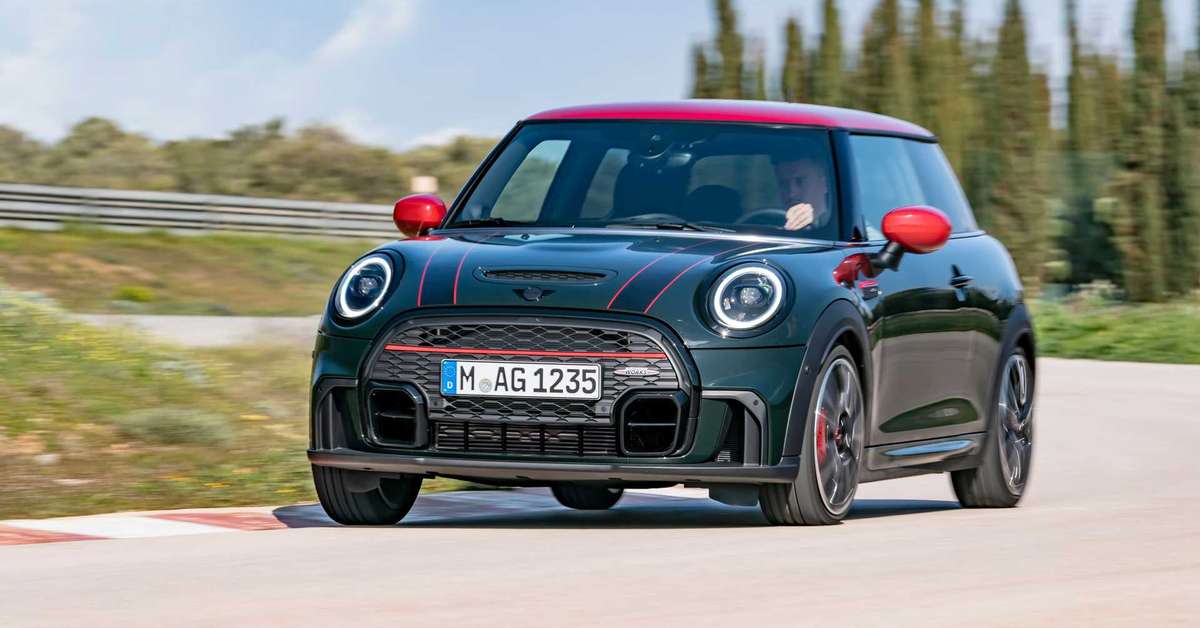 Mini inicia pré-venda do modelo John Cooper Works no Brasil