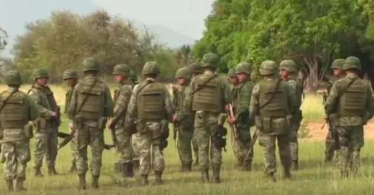 México envia tropas para conter violência após 25 mil mortes México envia tropas para conter violência após 25 mil mortes