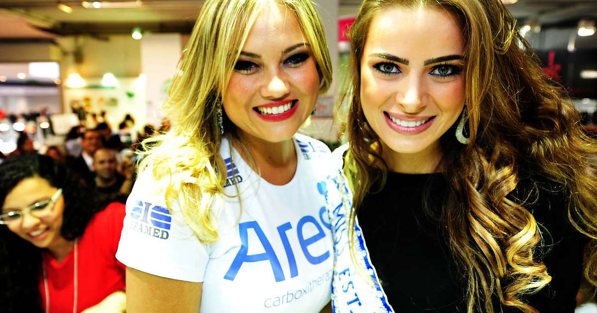 Ellen Rocche diz que autoestima é o segredo para beleza em dia