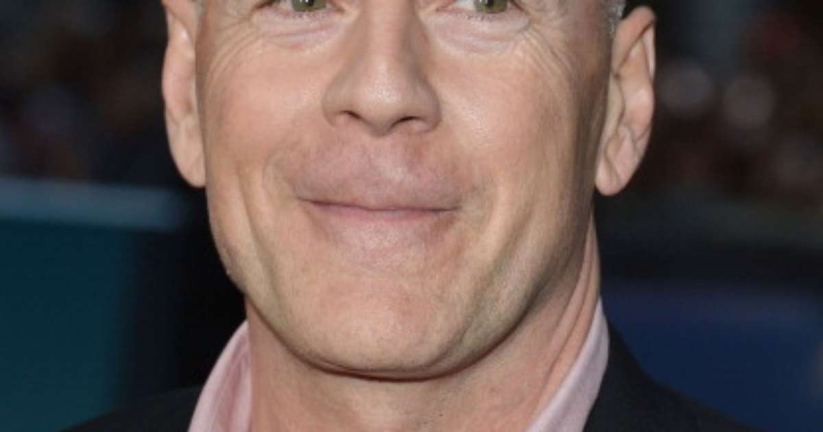 Veja 10 homens que continuam galãs mesmo carecas