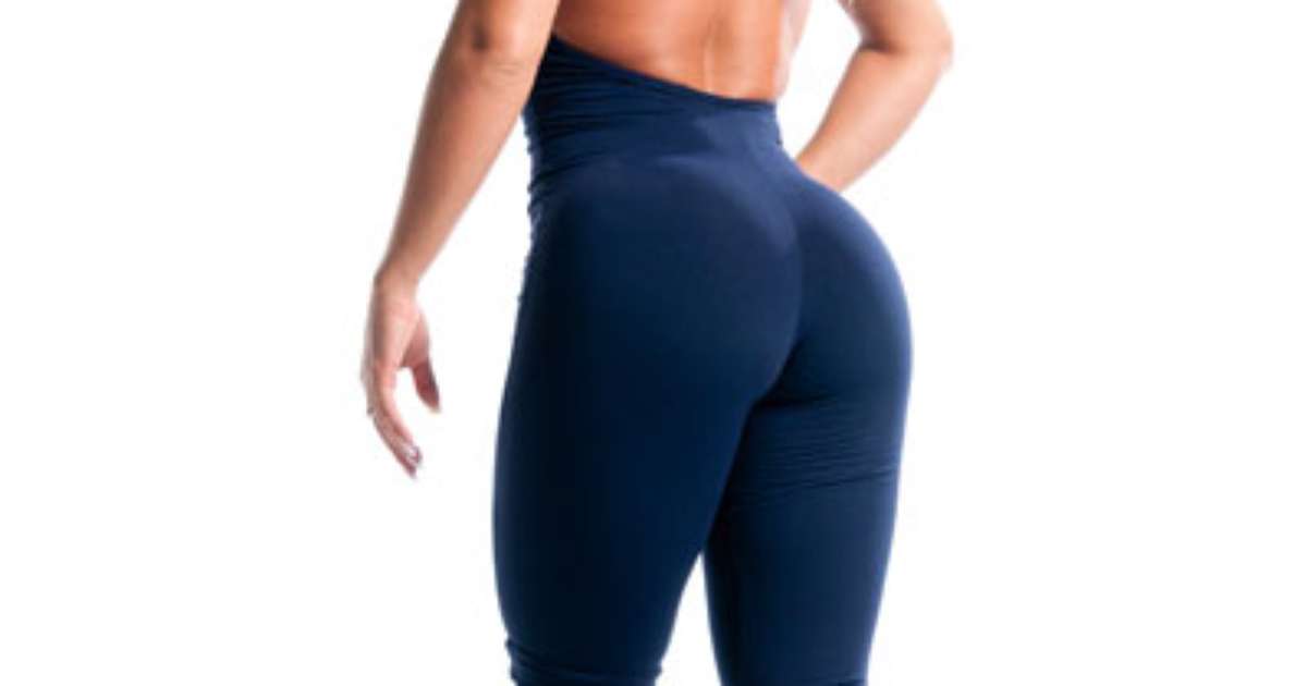 Capa da 'Sexy', Gil Jung posa para linha de fitness