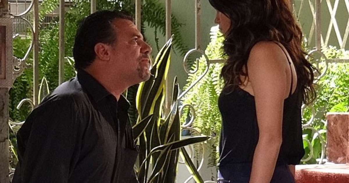 'Salve Jorge': Russo ganha chave da casa de Morena