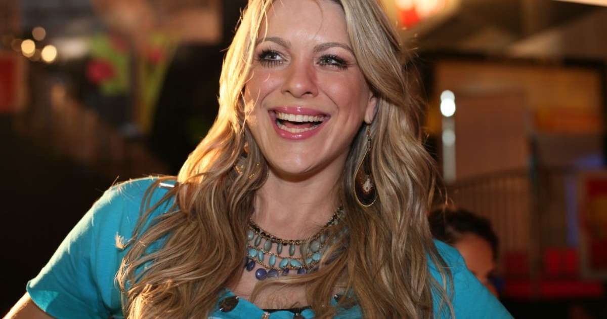 Renata Fan destaca liberdade de Salvador e marca aulas de dança