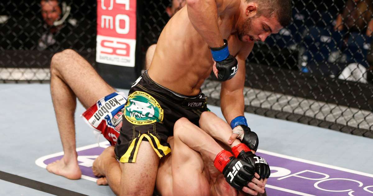 Santiago reestreia com derrota no UFC; Renée Forte vence inglês em Londres
