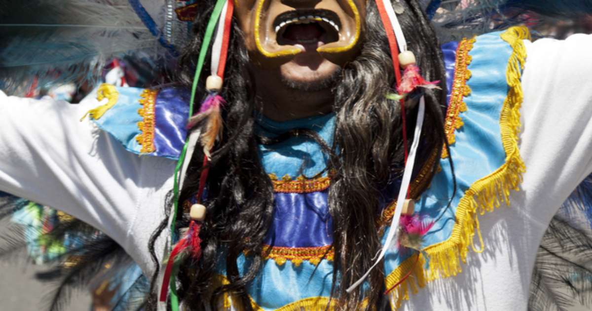 Diabos e mascarados se misturam nas danças típicas do Peru