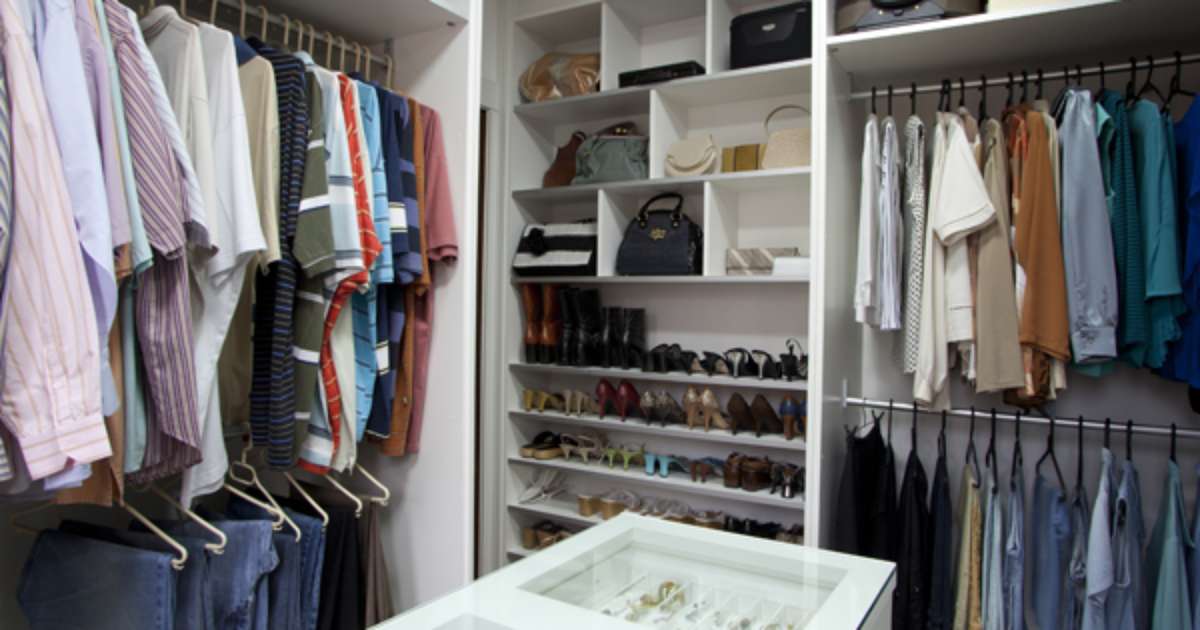 Confira 15 projetos de closet e inspire-se