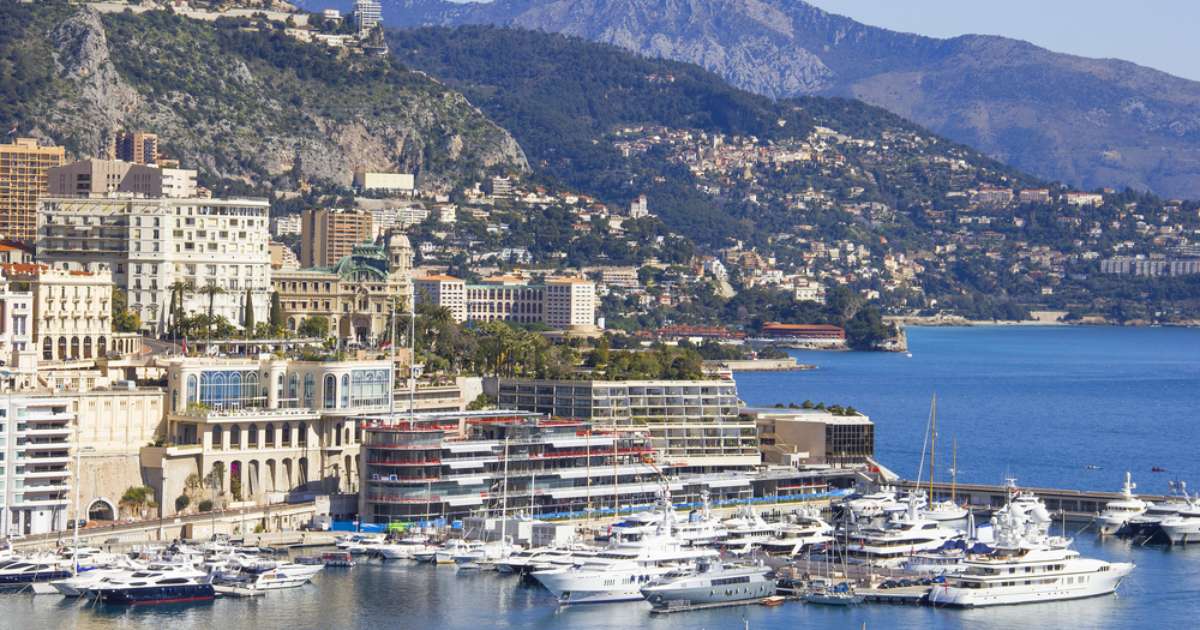 Monte Carlo encanta visitantes de cruzeiros