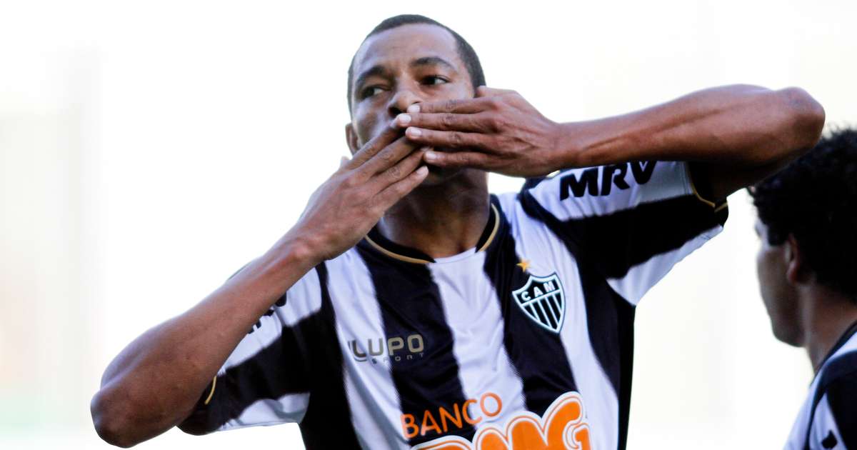 Gilberto Silva aposta na experiência para ser campeão do Mineiro