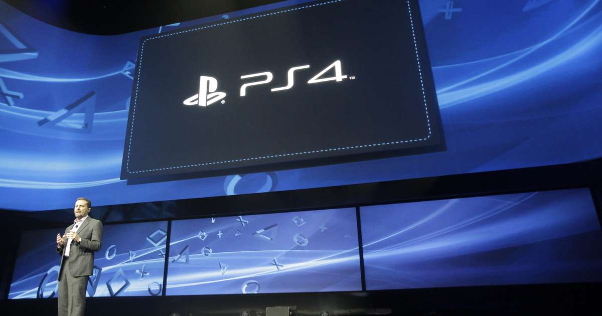 Compare semelhanças e diferenças do design do PS4 e Xbox One