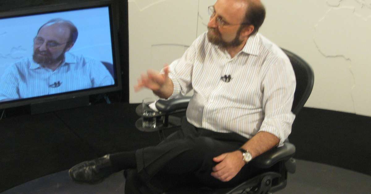 Nicolelis: testes com pessoas com paralisia no Brasil são autorizados