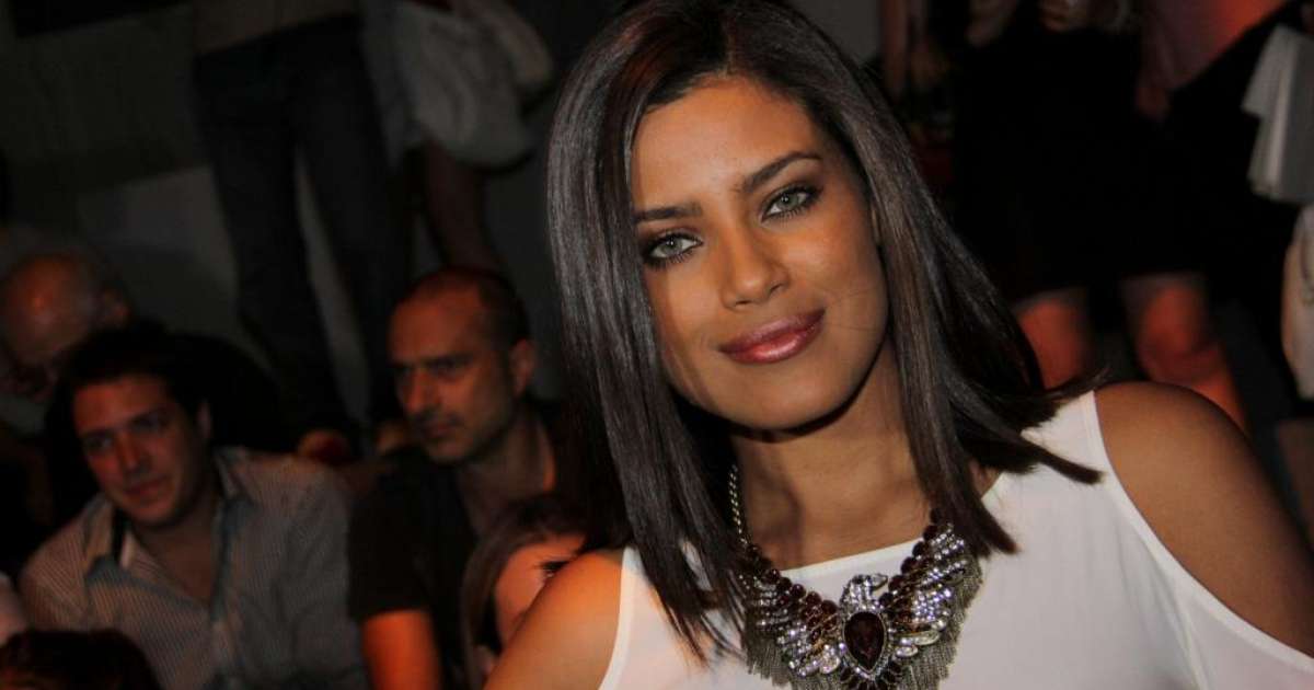 Ildi Silva usou potente medicamento para salvar pele da acne