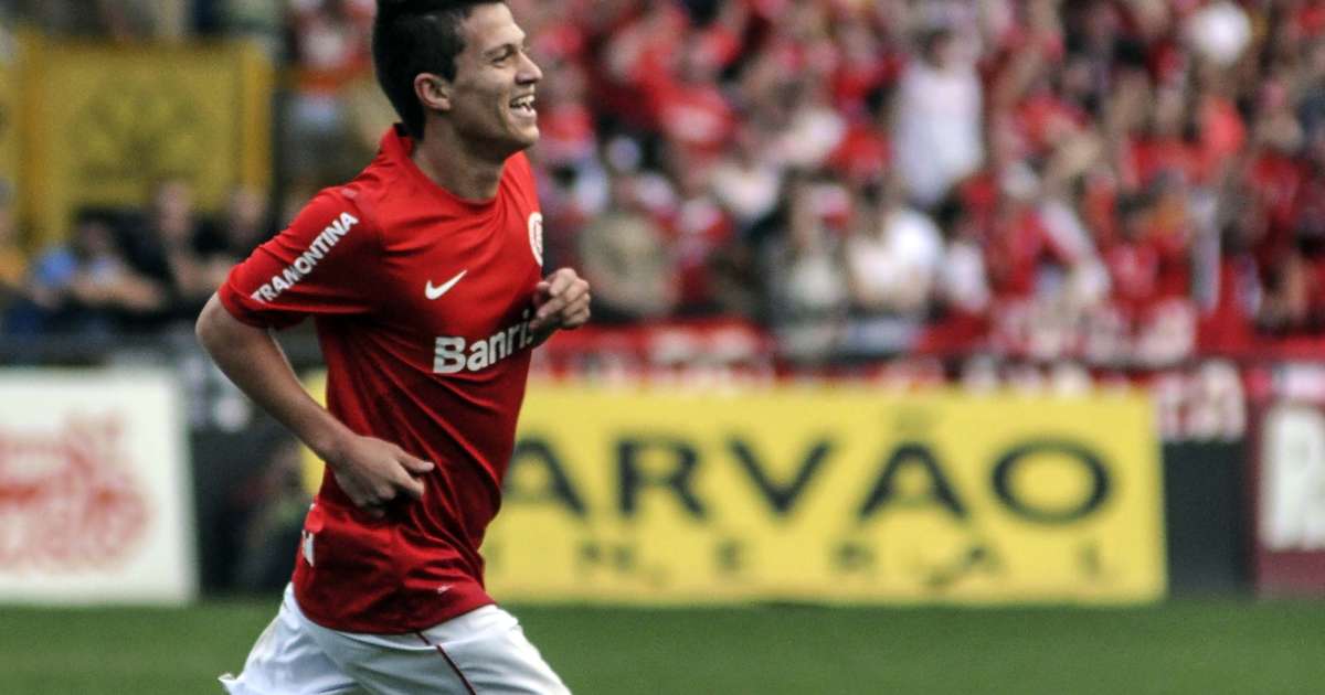 Sem D'Alessandro, Dunga deve manter Otávio no Inter para pegar Cruzeiro