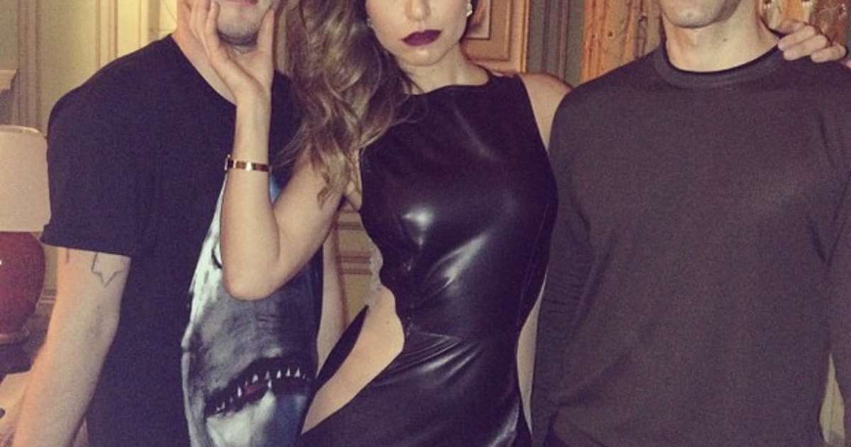 Sem calcinha, Sabrina Sato posta foto com vestido ousado; veja Sem calcinha, Sabrina Sato posta foto com vestido ousado; veja