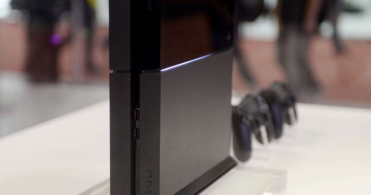 Vencedor de promoção reclama de PS4 quebrado antes do lançamento