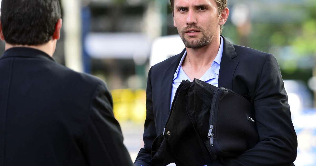 Com rato de São Januário e ofensa, Eurico bate boca com Paulo André