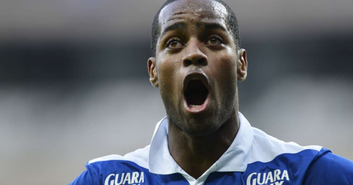 Com título conquistado, "campeonato" de Dedé é torcer pelo Vasco