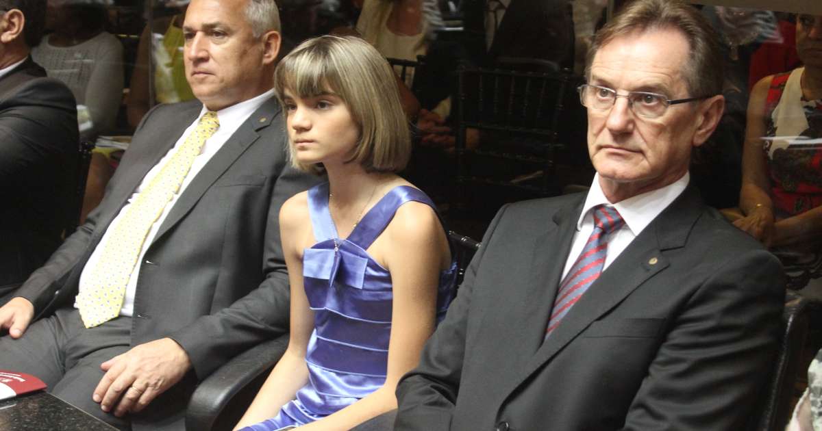 Autora do Diário de Classe recebe homenagem da Assembleia de SC